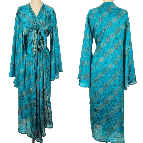 Kantha Bae | Dresses | Kantha Bae Spellbound Turquoise Silk Kimono ...